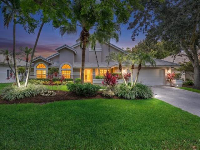 11911 Classic Dr, Coral Springs, FL 33071