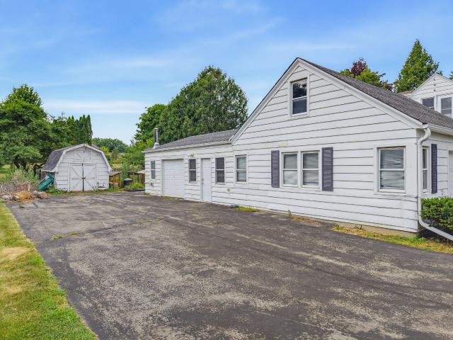 11911 N Wauwatosa Rd
