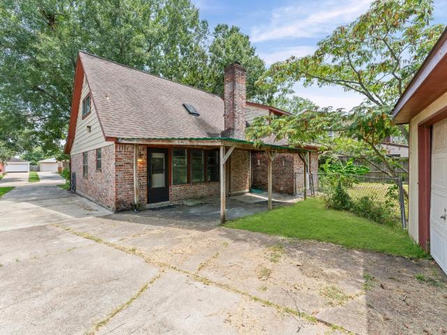 11914 Meadowtrail Lane
