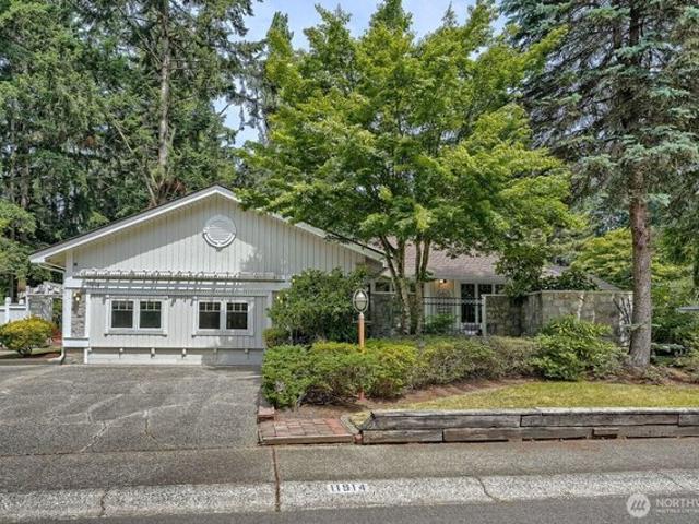 11914 NE 148th St, Kirkland, WA 98034