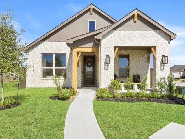 11915 S Pavillion Dr, Mont Belvieu, TX 77523 | MLS #97360