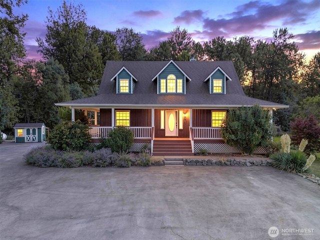 11915 st Avenue Ct E, Puyallup, WA 98374