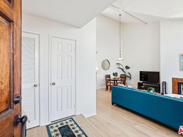 11918 Avon Way 6