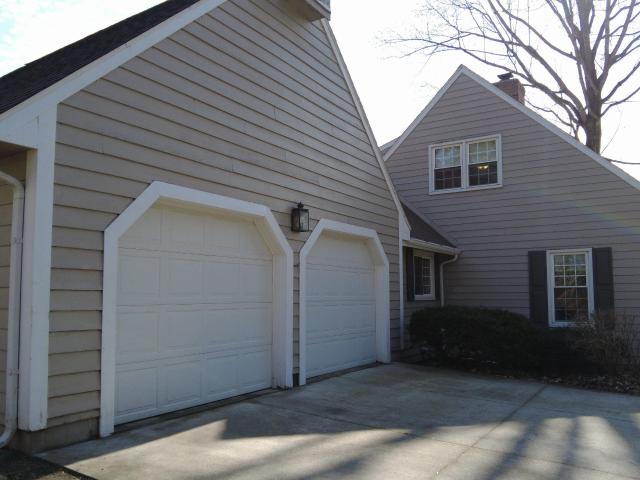 1191 N Saddlebrook Court