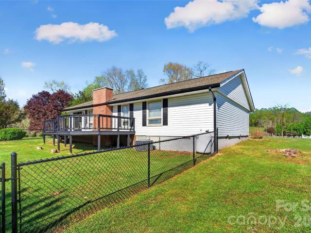 1191 Dale Rd, Spruce Pine, NC 28777 | MLS #4371 | Compass