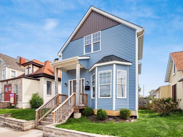 1191 E Long Street
