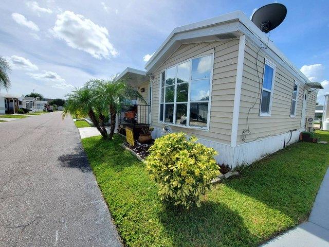 1191 th St N Unit 110, Largo, FL 33773