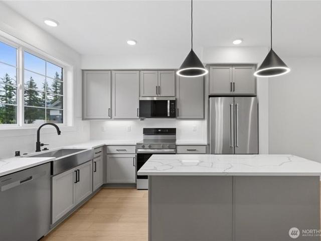 1191 Waterfall Way SE Unit 1703, North Bend, WA 98045