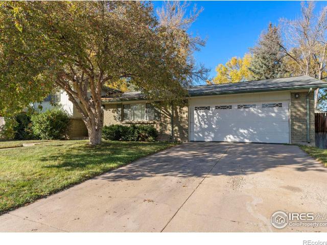 11921 W 70th Place