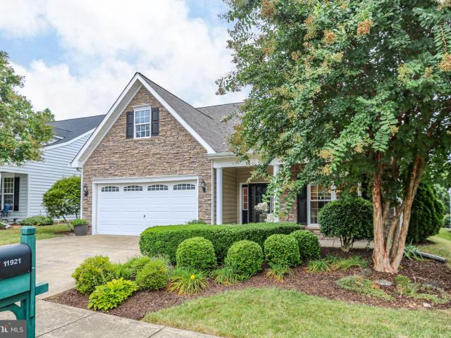 11921 Legacy Woods Dr, Fredericksburg, VA 22407 | MLS #VASP2040