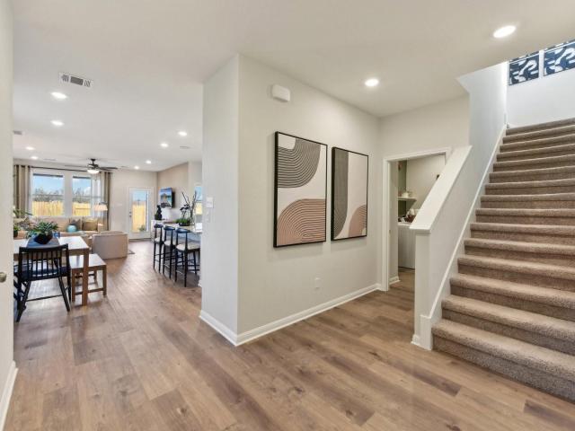 11921 Murano Dr