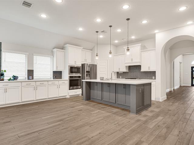 11922 Alwadi Court
