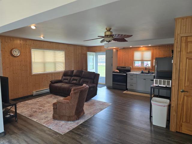 11922 state hwy 32