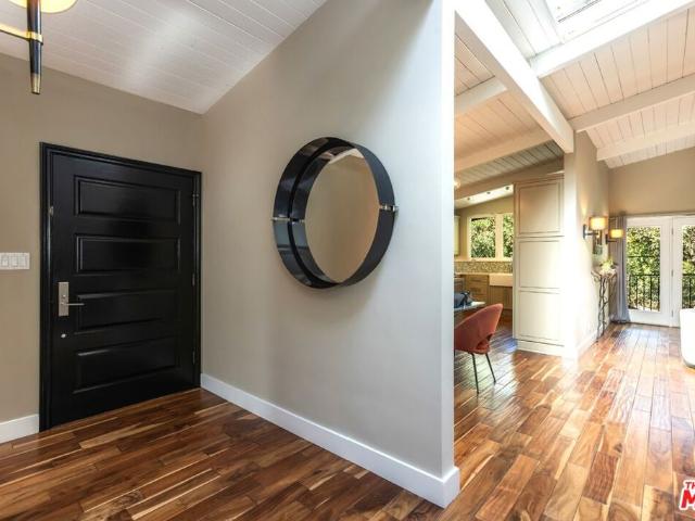 11922 Sunshine Terrace