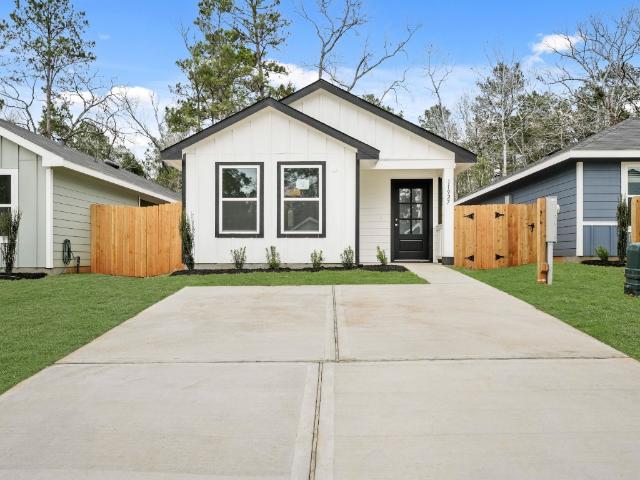 11927 Detar Ct, Willis, TX 77378 | MLS #78537 | Compass