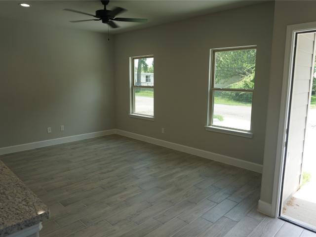 11927 nelwood