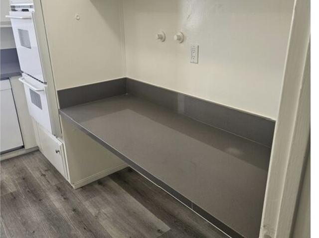11924 Montana Ave, Unit 5, Los Angeles, CA 90049 | Compass