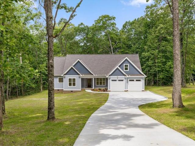 11925 Burchard Rd, Soddy Daisy, TN 37379