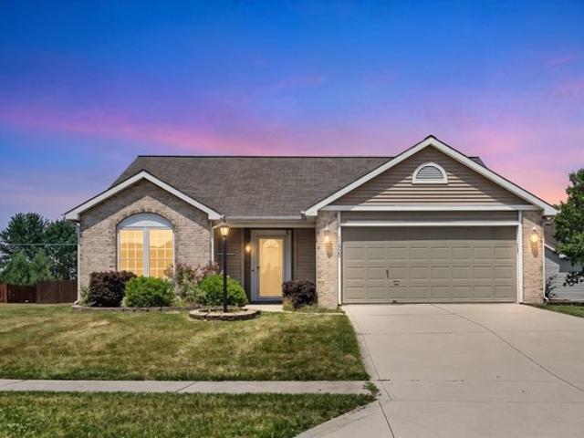 11925 Dark Hollow Ct, Fort Wayne, IN 46818