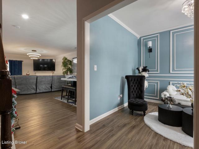 11925 Parkside Vista Ln