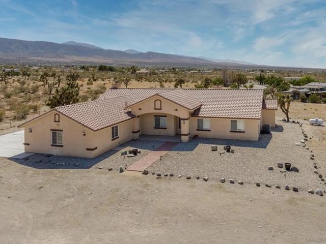 11926 Golden View Rd, Pinon Hills, CA 92372