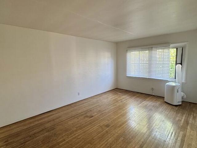 11926 Magnolia Boulevard