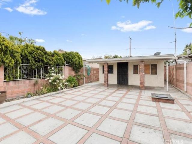 11928 168th St, Artesia, CA 90701