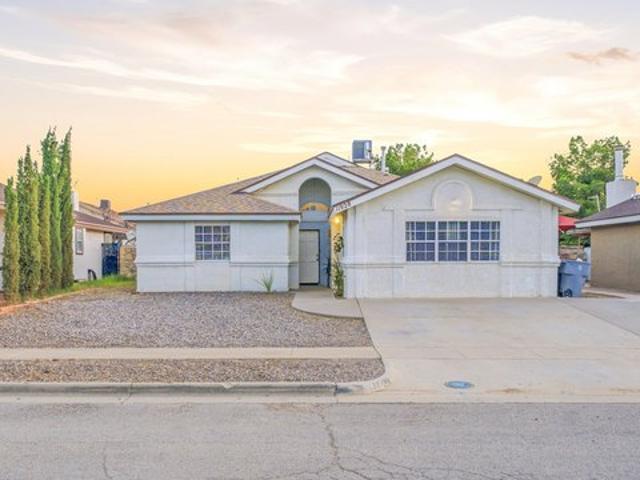 11928 McAuliffe Dr, El Paso, TX 79936