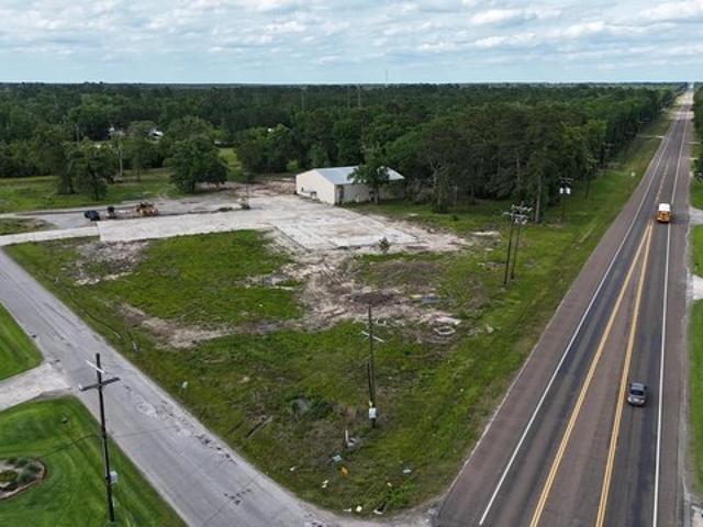 11929 Highway 12, Orange, TX 77632