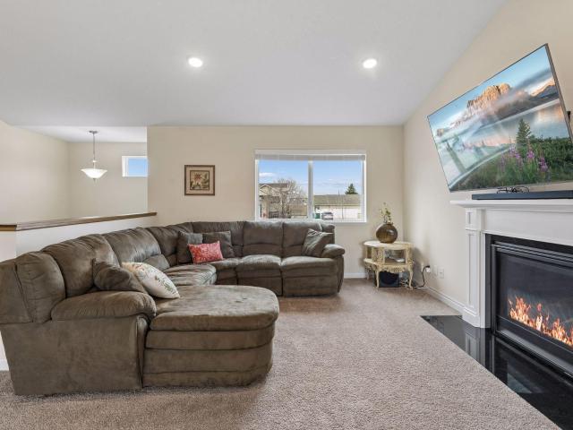1192 Farmers Lane
