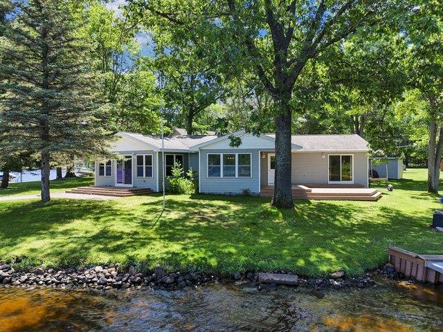 1192 Lake James Dr, Prudenville, MI 48651