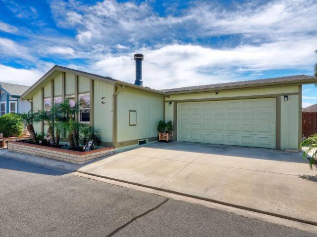 1192 Via Santa Paulo, Vista, CA 92081 | MLS #260006 | Compass
