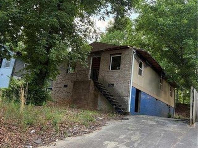 1192 Wedgewood Dr NW, Atlanta, GA 30318