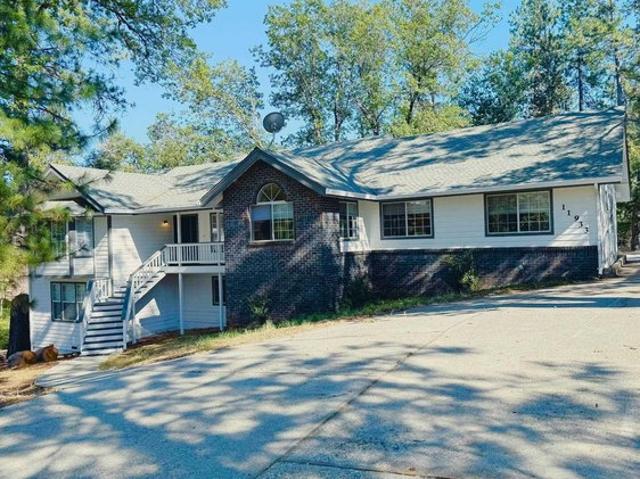 11933 Tammy Way, Grass Valley, CA 95949