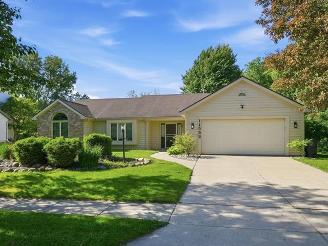 11933 Eagle Creek Pl, Fort Wayne, IN 46814