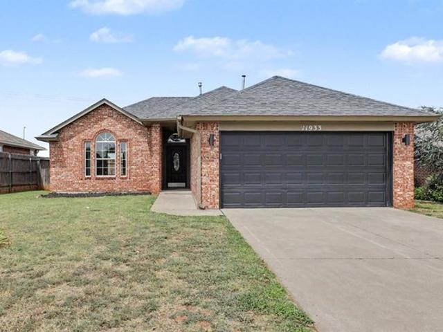 11933 NW 7th St, Yukon, OK 73099