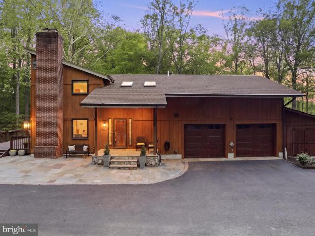 11930 Henderson Rd, Clifton, VA 20124 | MLS #VAFX2306 | Compass