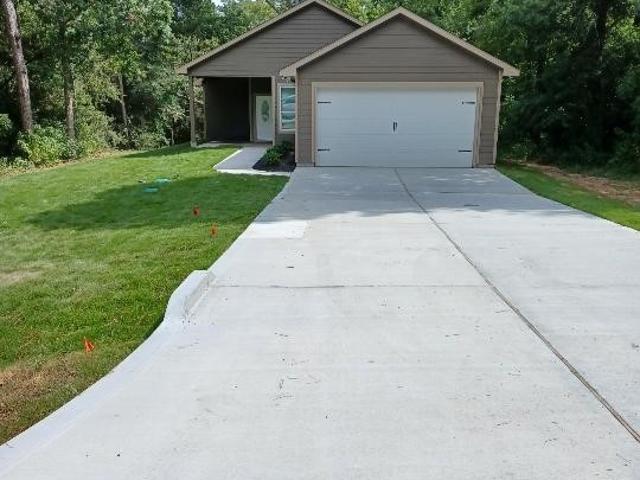 11931 Lakeview Manor Dr, Willis, TX 77318 | MLS #81589