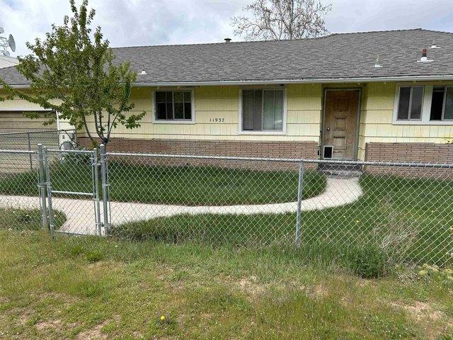 11937 East St, Fort Jones, CA 96032