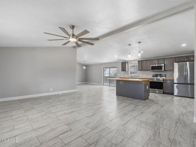 11935 S Amber Ann Ln, Tucson, AZ 85736