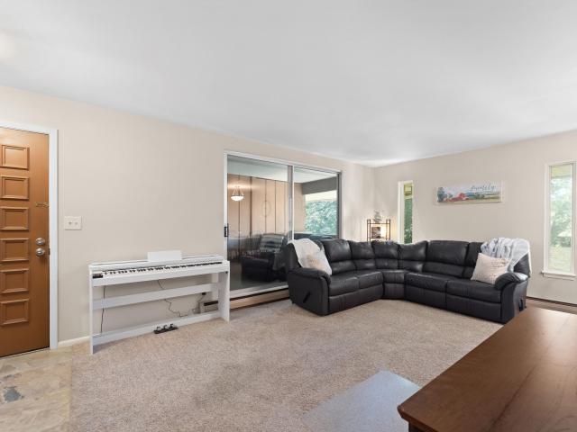 11936 W Mll Rd