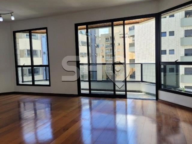 #1193879 Apartamento Locação com 168.00 m², 4 Quarto s, por R$ 5.500