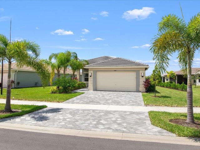11938 SW Seaway St, Port St. Lucie, FL 34987 | MLS #R11166 | Compass