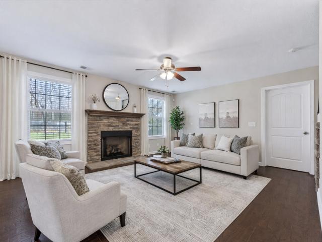 1193 Gentry Dr