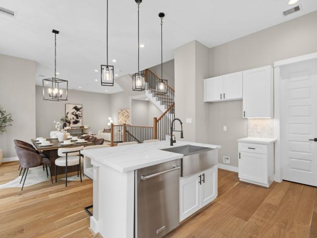 1193 W 19th St, Houston, TX 77008 | MLS #12672