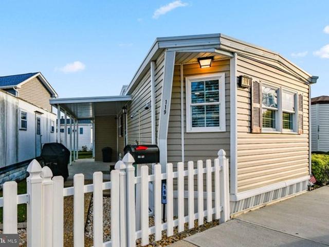 119 136th St, Ocean City, MD 21842