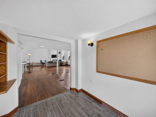 119 1st Street NE