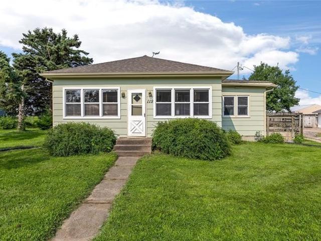 119 5th St N, Springville, IA 52336