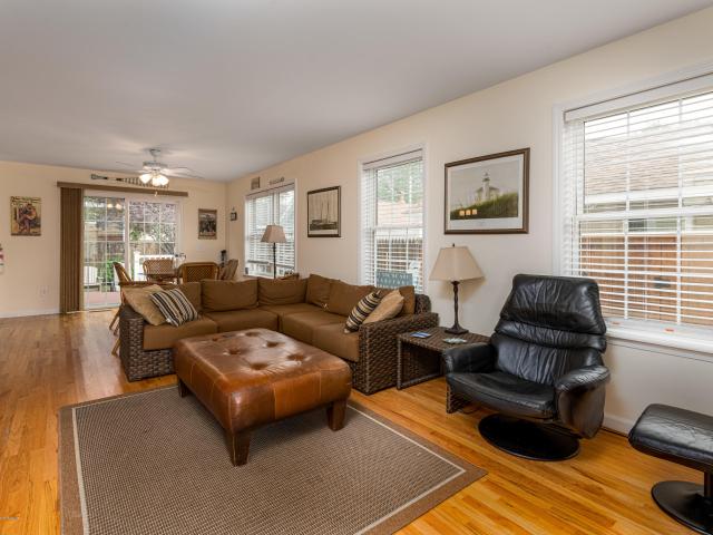 119 6th Avenue