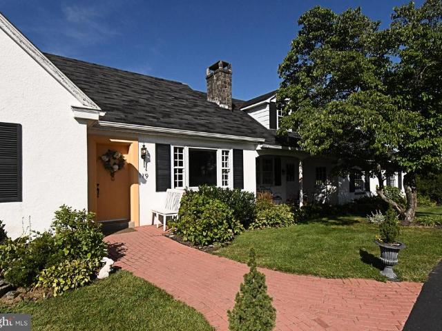 119 Colonial Drive